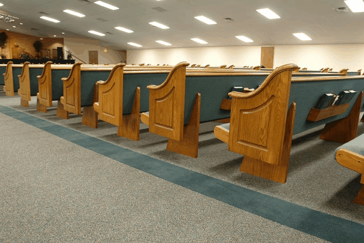 How Far Apart Should Church Pews Be? - Kivett's Fine Furniture