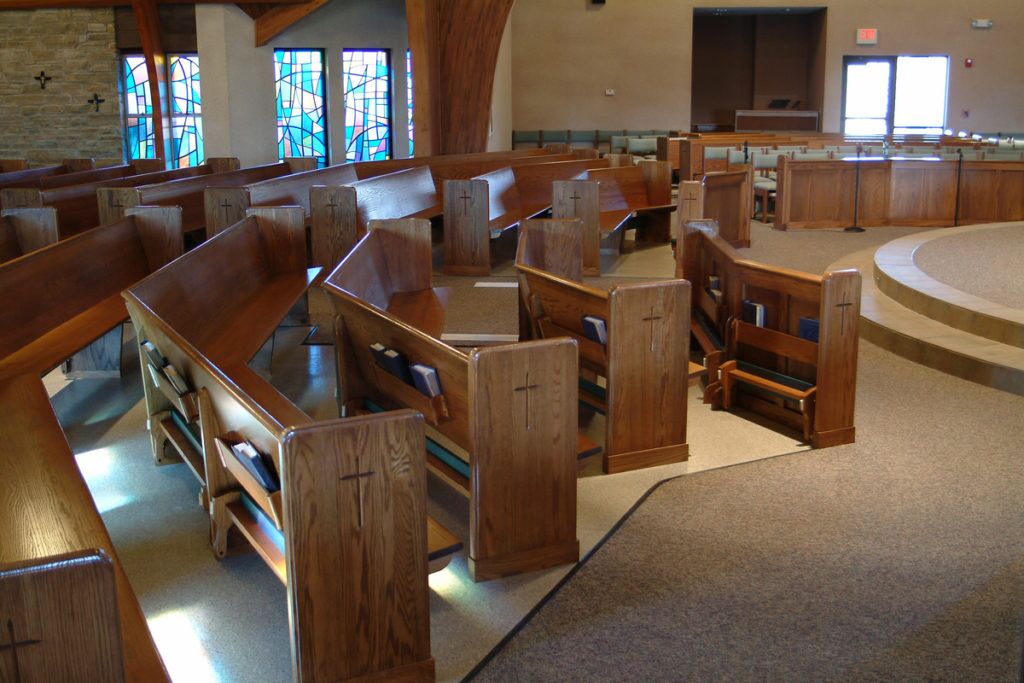 Church Pews & Custom Pew Body Styles | Kivett's Fine Church Furniture